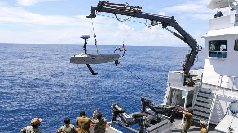 The US Navy is testing a new “Lightfish” drone
