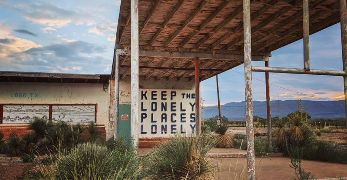 12 abandoned Texas towns you can visit on one spooky road trip