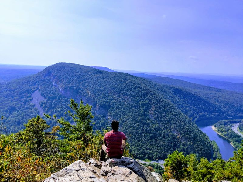 This scenic mountain trail in New Jersey delivers jaw-dropping views ...