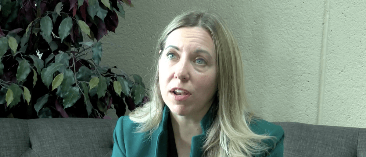 Democratic candidate Sarah Garriott complains Iowa leaders are too ...