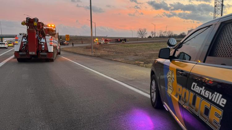 Rollover shuts I-265 east ramp from I-65 south in Clarksville