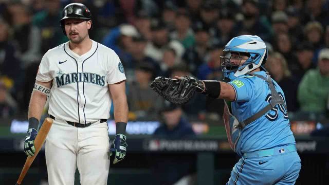 Blue Jays have plenty to watch for as Grapefruit League play begins
