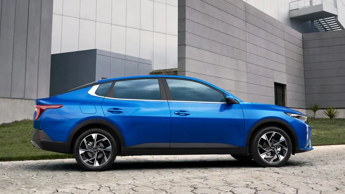 9 autos que no le piden nada al Nissan Versa, disponibles en México y ...