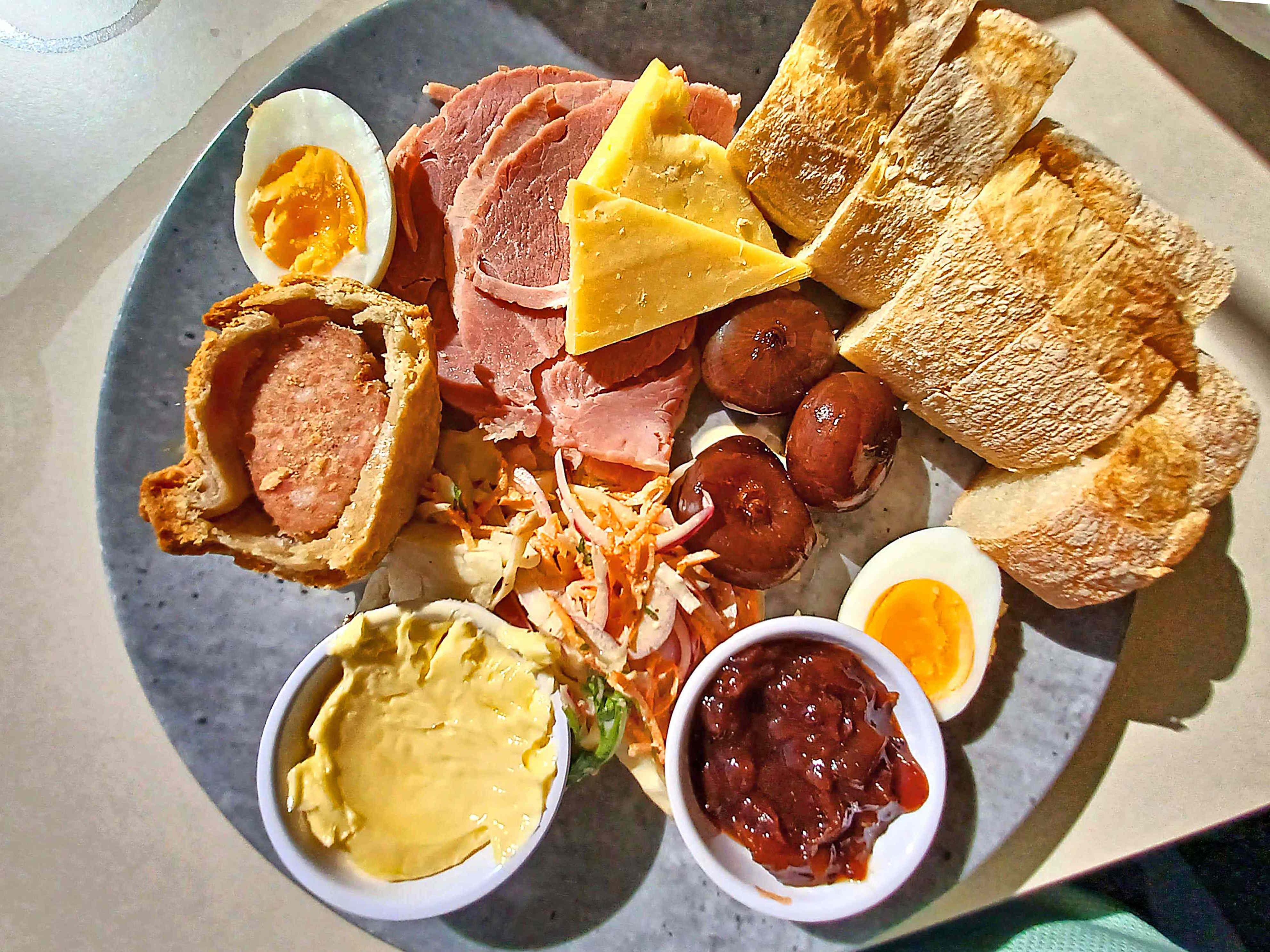 Move over fish and chips—there's an easier British pub lunch