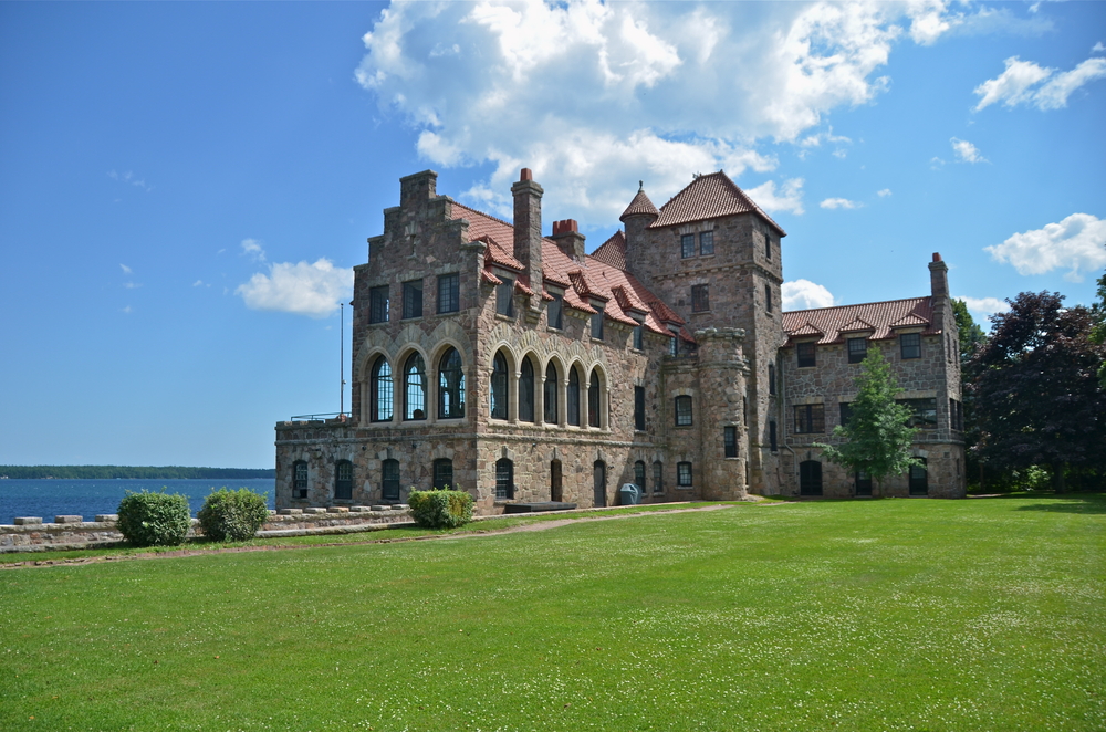 Forget the Hamptons — New York’s real island getaway has castles ...