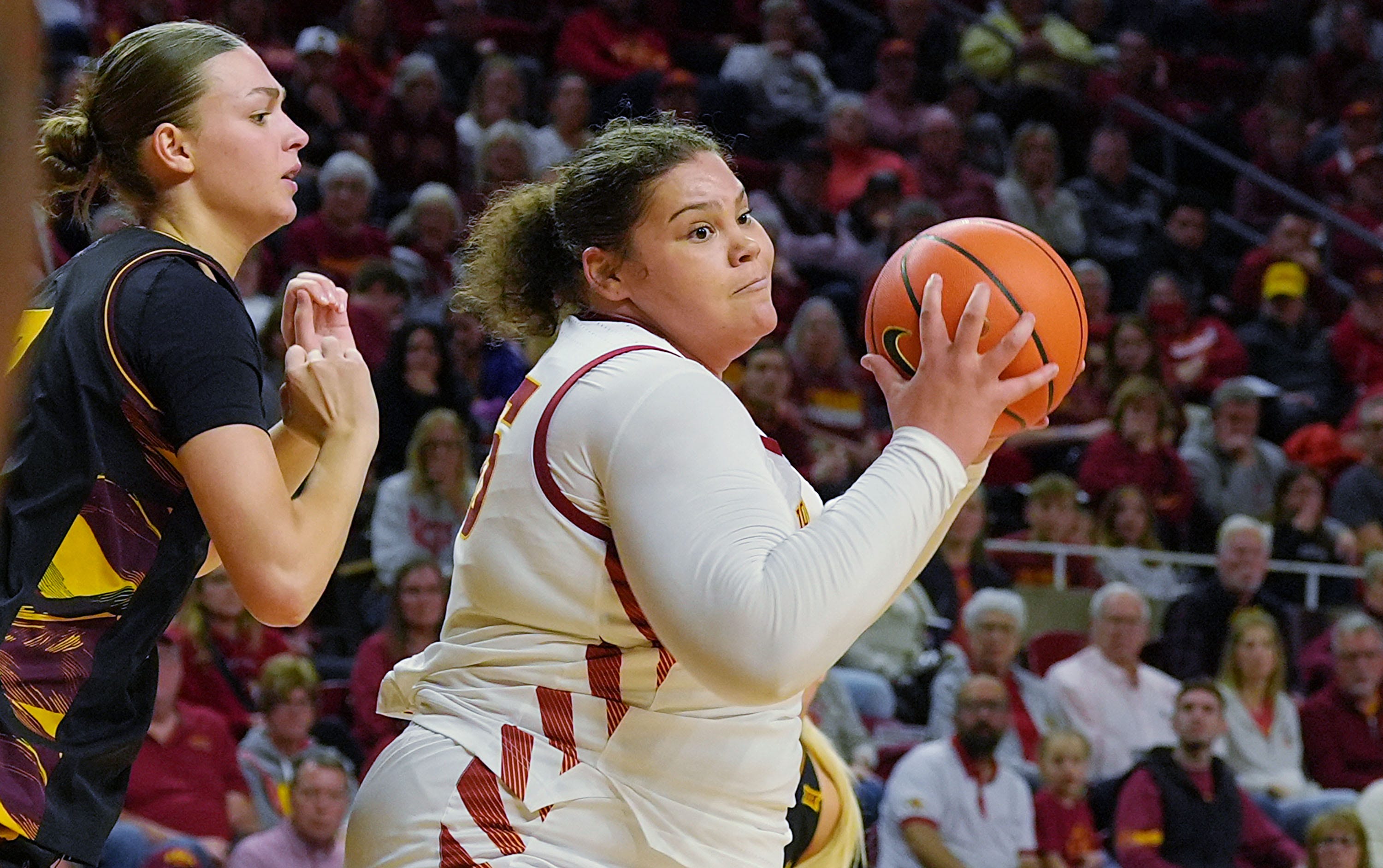 Social media reacts to Iowa State star Audi Crooks entering transfer portal