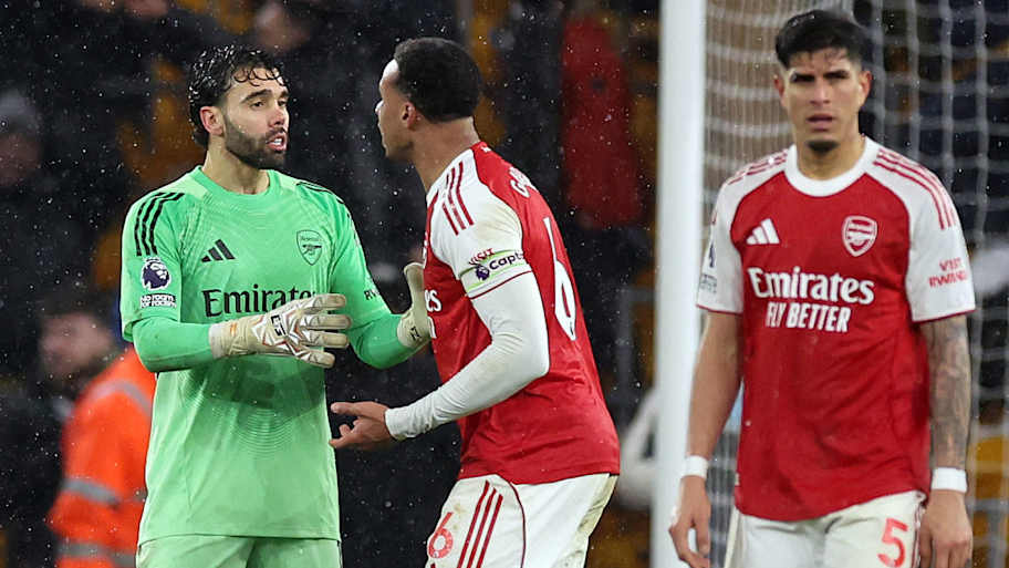 Supercomputer predicts final 2025–26 Premier League table after Arsenal ...
