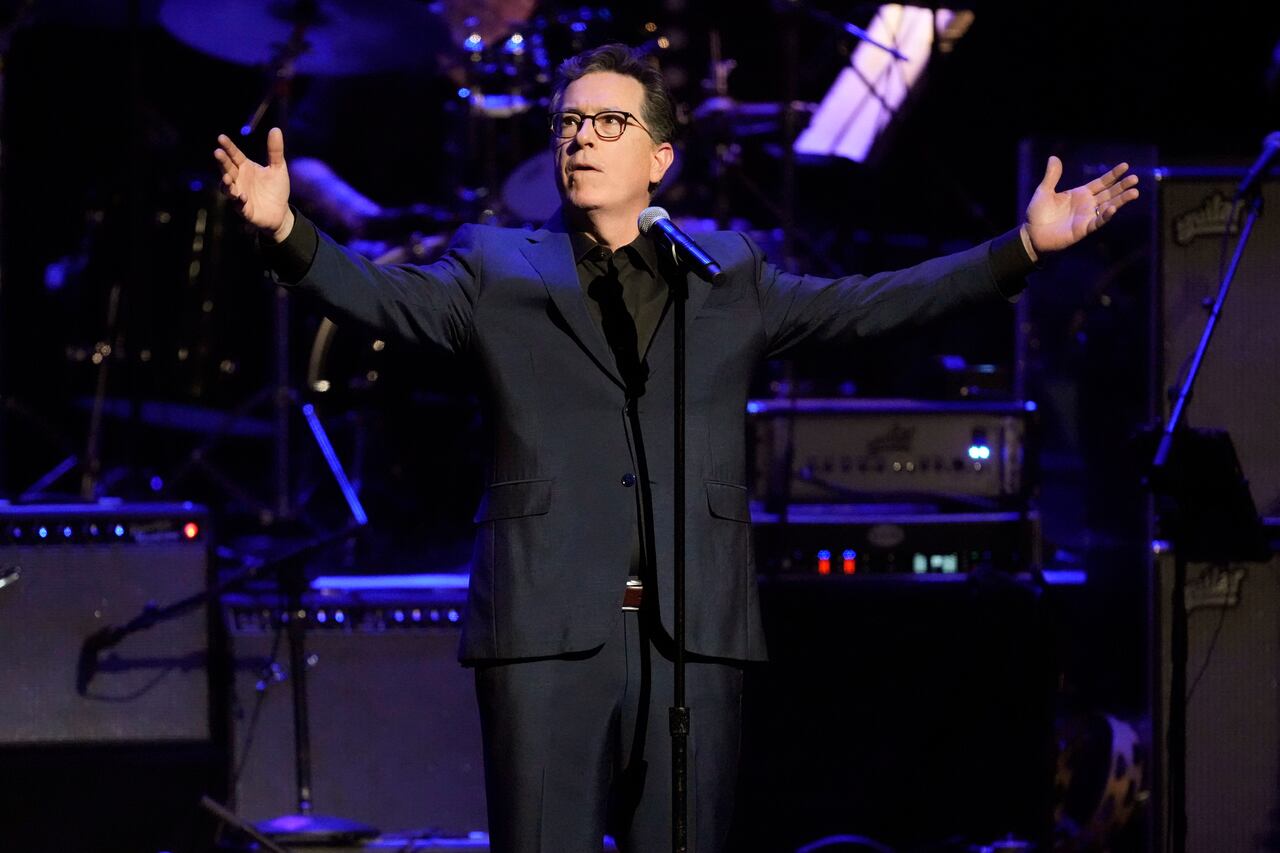 What's the equal time rule at the heart of the Colbert-CBS dispute?
