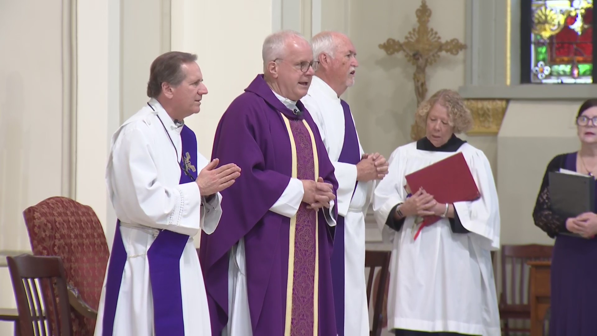 Mobile churches mark Lent season with Ash Wednesday