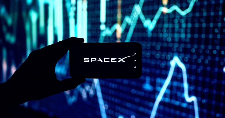 Buckle up: New fund will let regular investors buy SpaceX stock