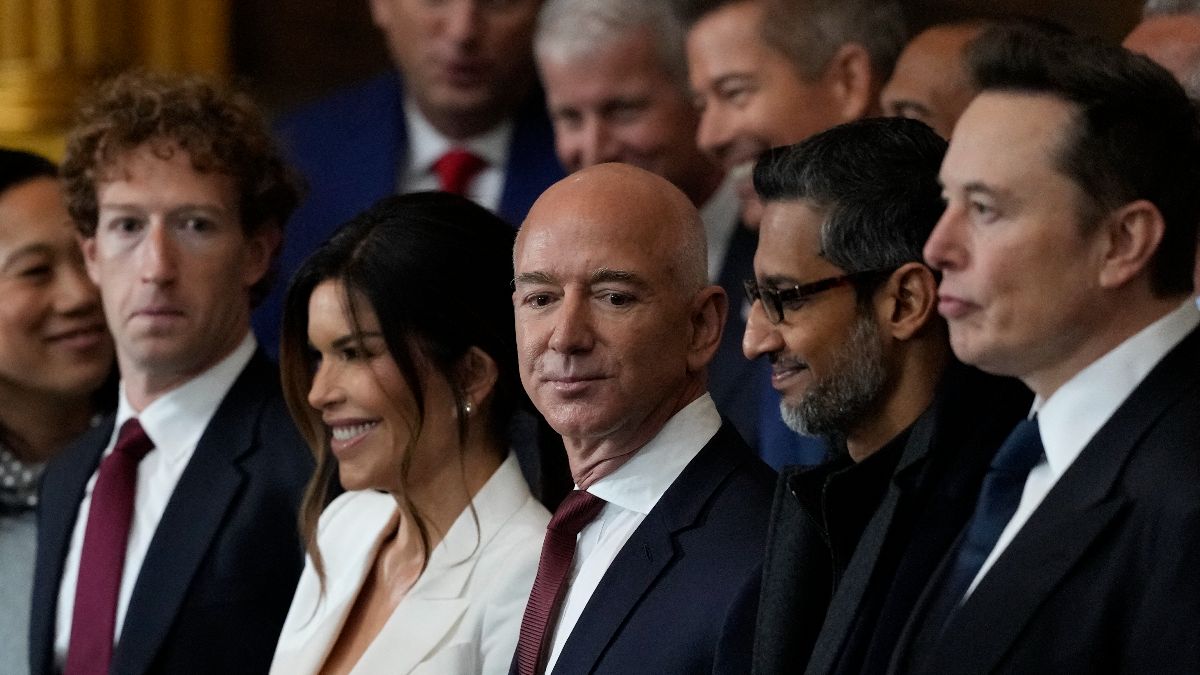 Seahawks: Elon Musk, Jeff Bezos among names mentioned to buy team