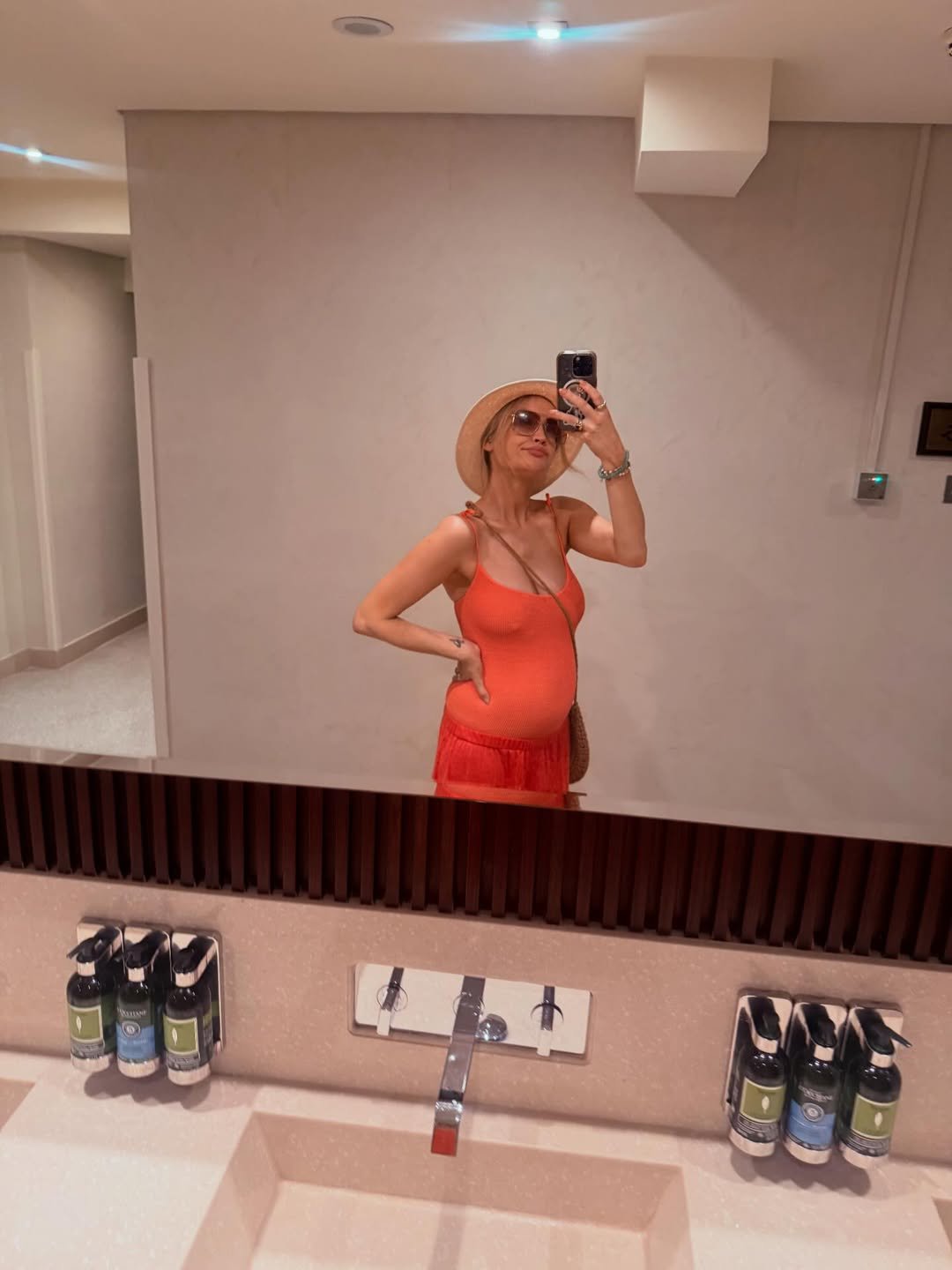 Laura Whitmore shares pregnancy snaps and confirms second baby with ...