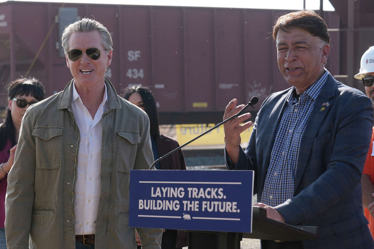 California high-speed rail chief on voluntary leave after arrest