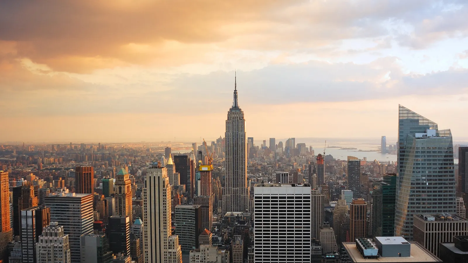 A $5 billion shortfall looms in New York City as the budget deadline ...