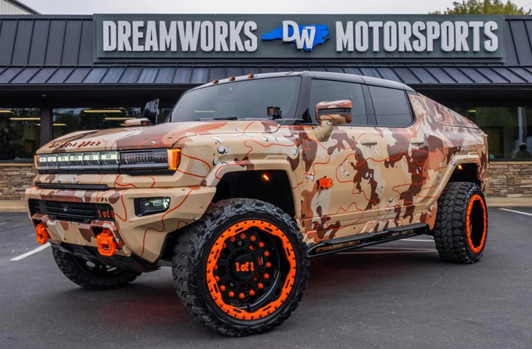 LaMelo Ball crashes tricked-out Hummer in Charlotte