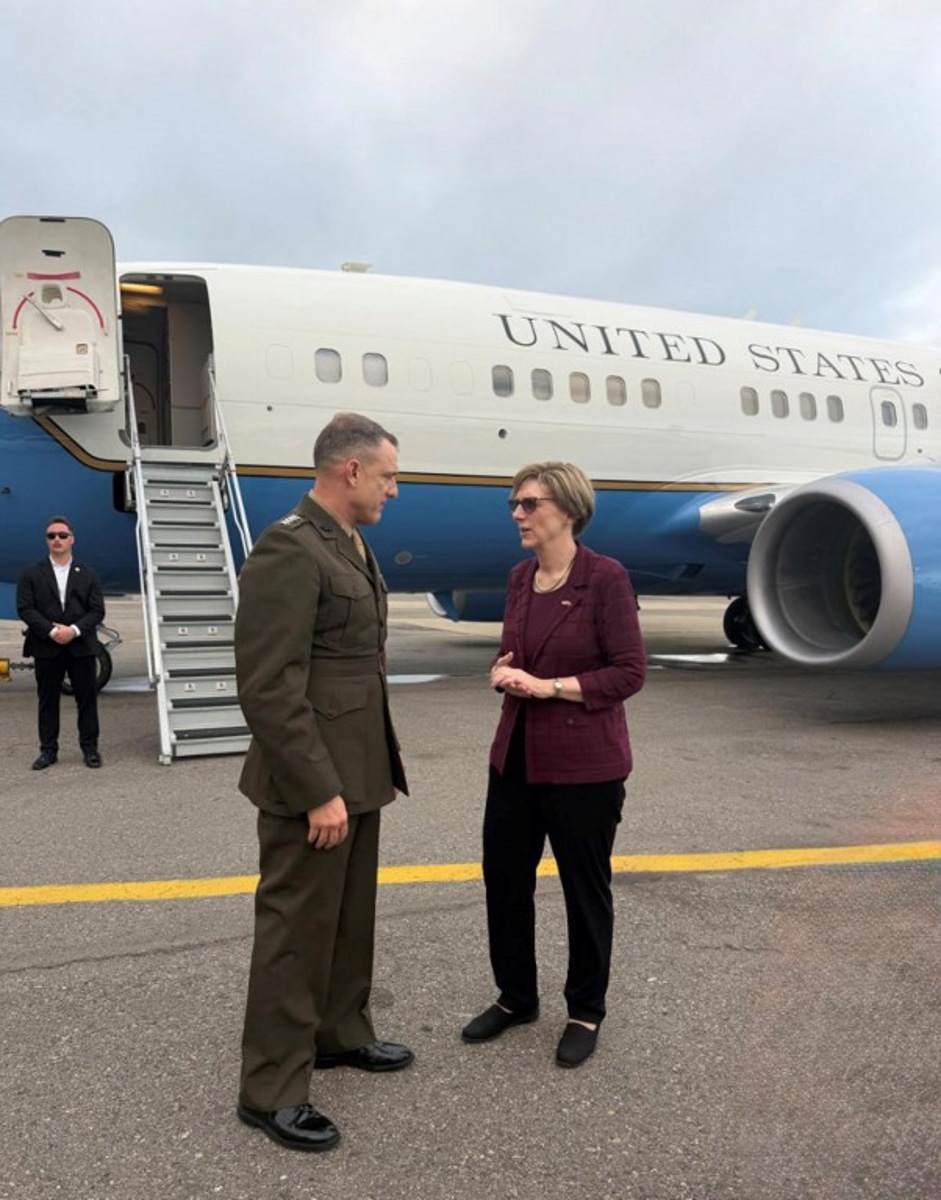 Amerikaanse topmilitair brengt onaangekondigd bezoek aan Venezuela
