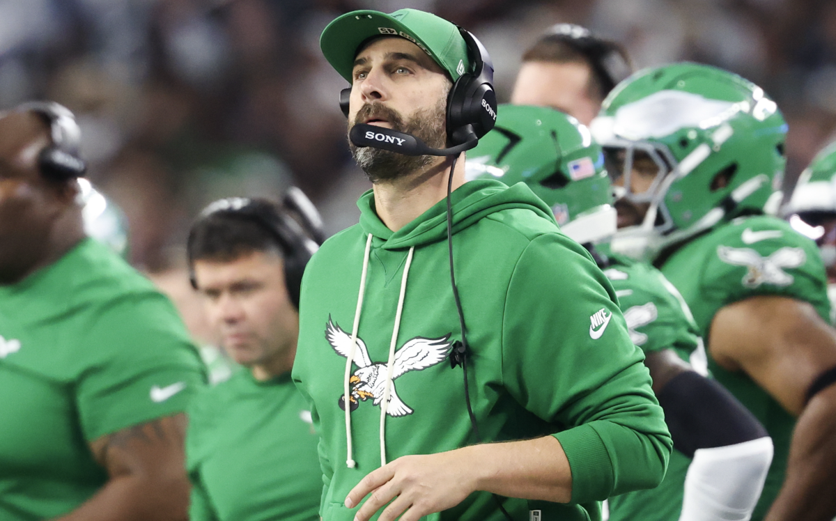 Eagles' Nick Sirianni loses key defensive coach Ronnell Williams to Raiders