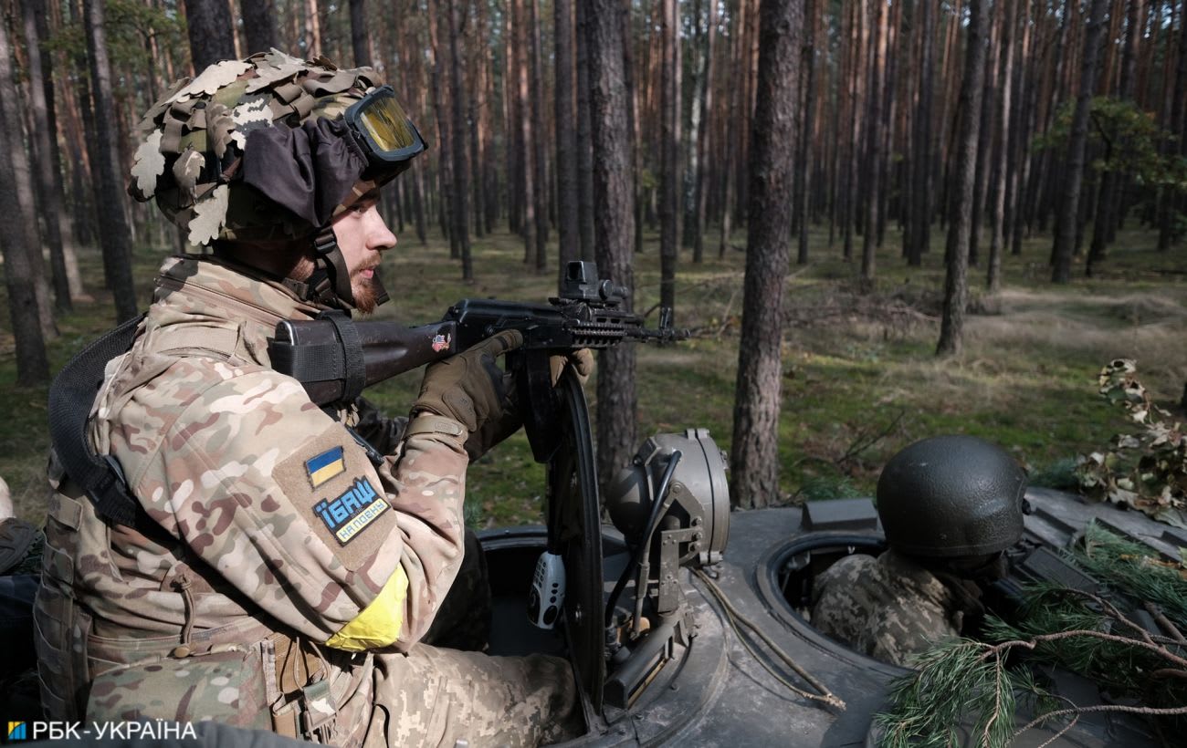 Russia's losses in Ukraine as of February 19: +830 troops and 21 ...