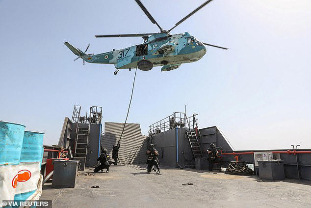 Iran holds military drills with Russia after closing Strait of Hormuz ...