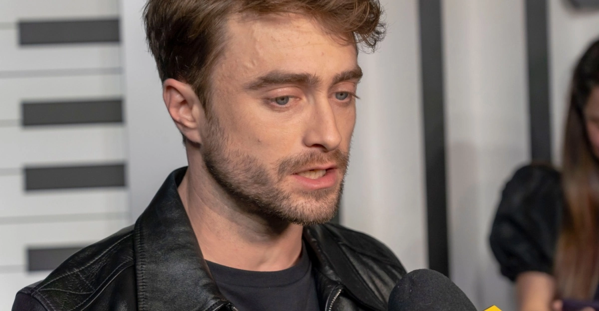 Daniel Radcliffe urges fans to let new Harry Potter cast 'get on with it'