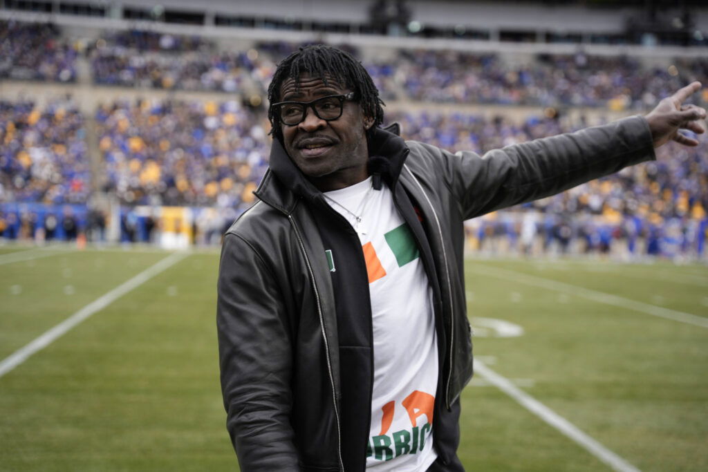 Michael Irvin delivers brutal reality check to George Pickens over $27 ...
