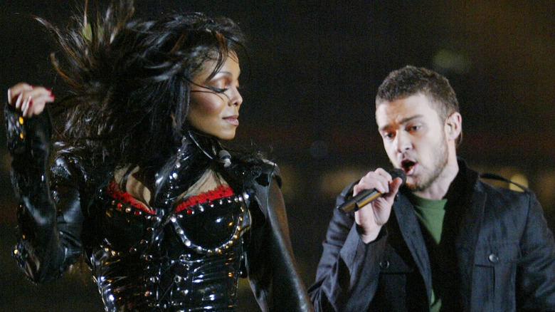 The Janet Jackson & Justin Timberlake Super Bowl halftime show ...