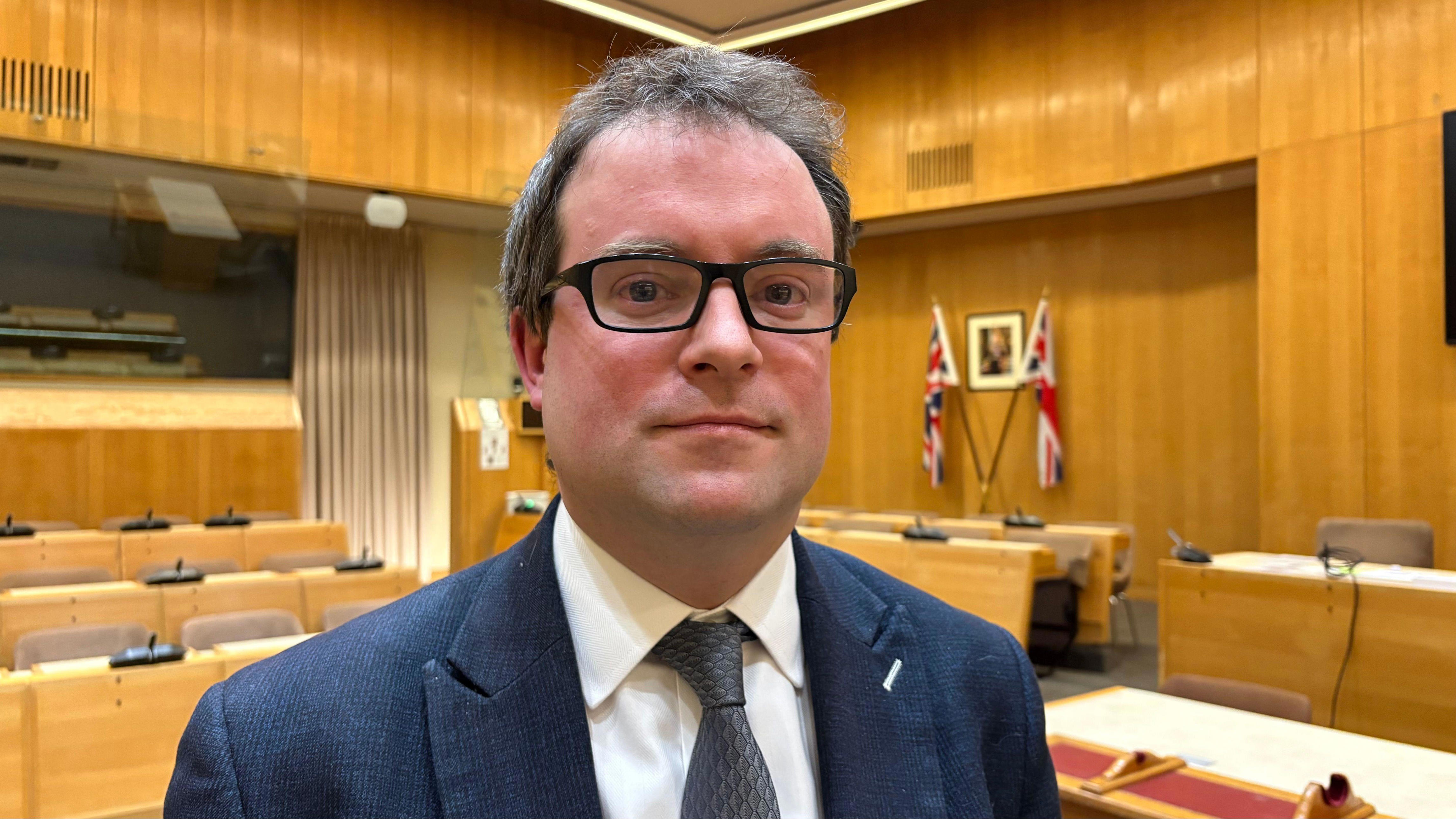 Mayor sees budget voted through on second attempt