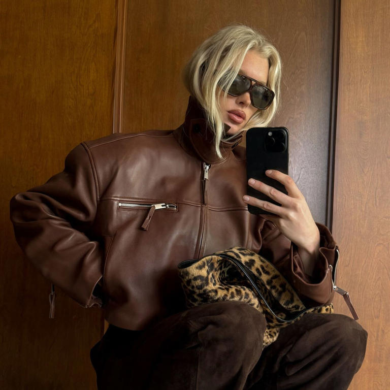 If you only buy one light spring jacket, this is the trend it should be