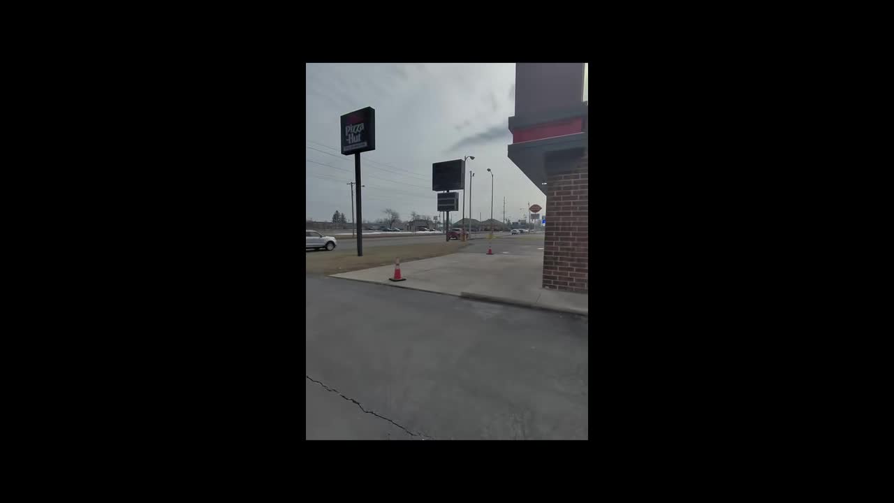 Pizza Hut honours 30-year-old 'Book It!' coupon in Ohio; TikTok video ...