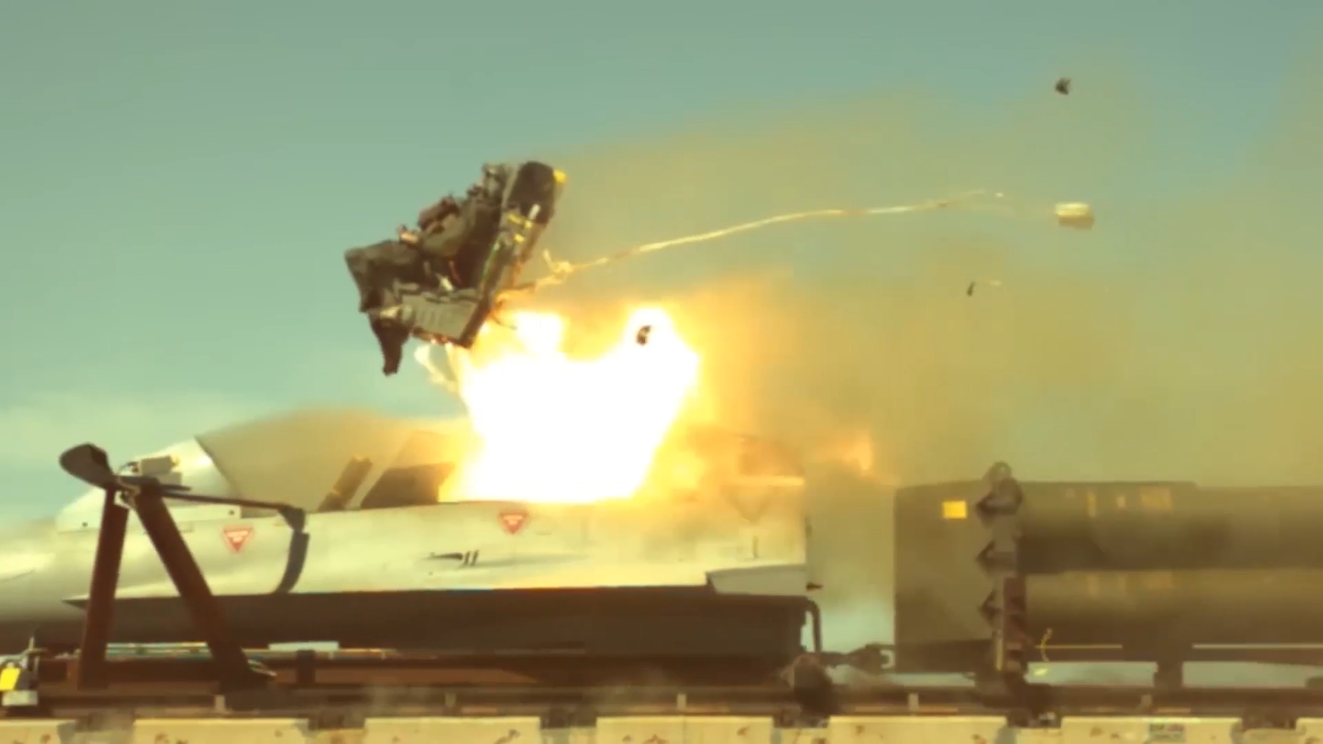 Split second decision: How fighter pilots survive ejection at ...