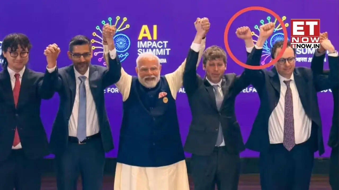 Viral! India AI Impact Summit awkward moment - Sam Altman, Anthropic ...