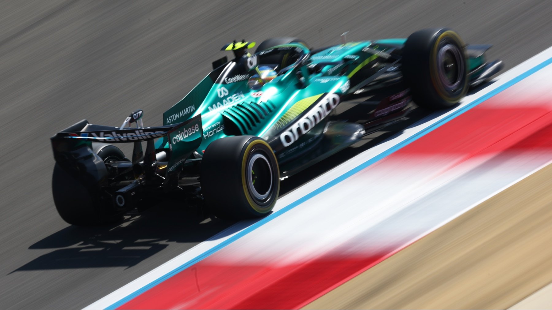 ¿Qué es el undercut y el overcut en F1?