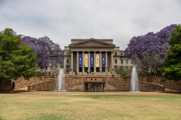 Wits registration protest erupts as students demand deadline extension ...