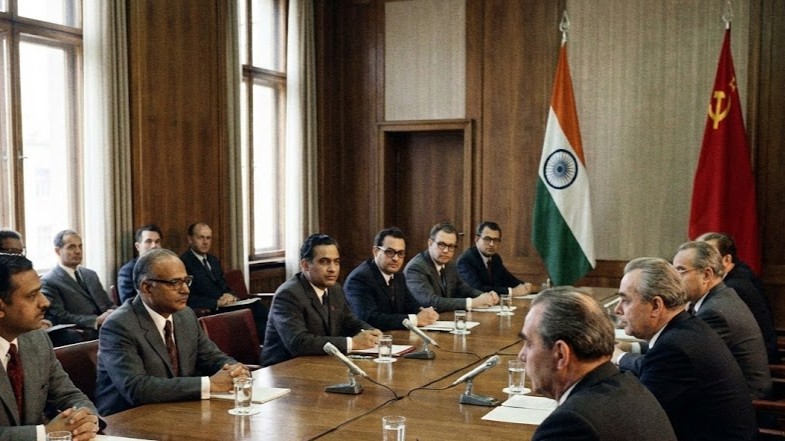 How China and Pakistan pushed India toward the USSR