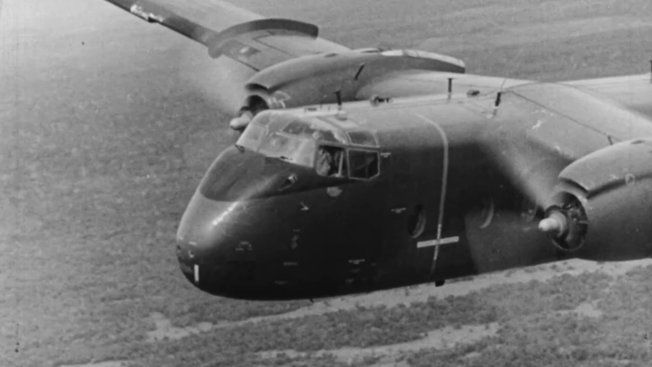 Watch a Vietnam veteran describe combat inside a cargo plane