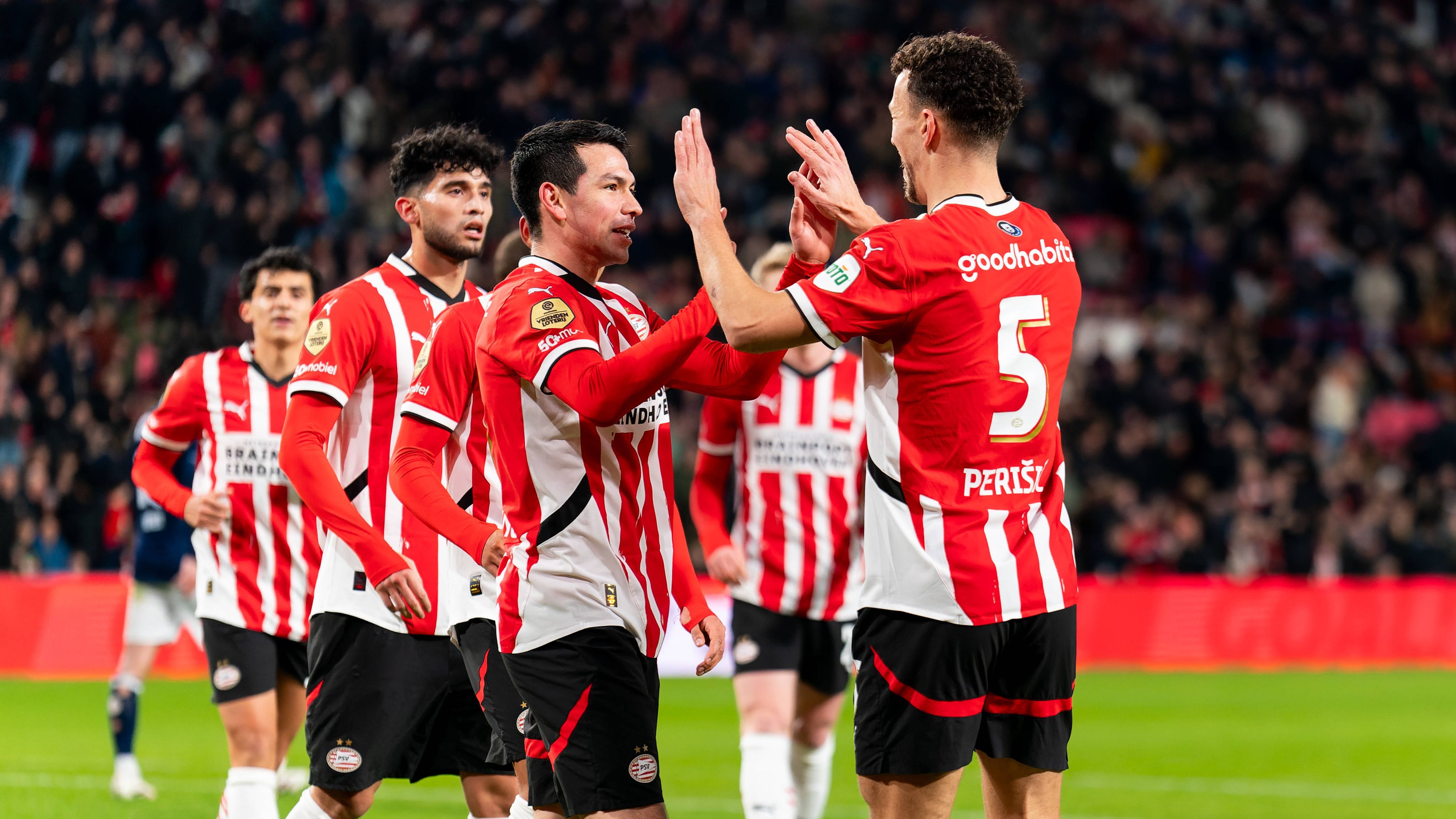 Voormalig speler van PSV wordt openlijk bekritiseerd door zijn broer ...