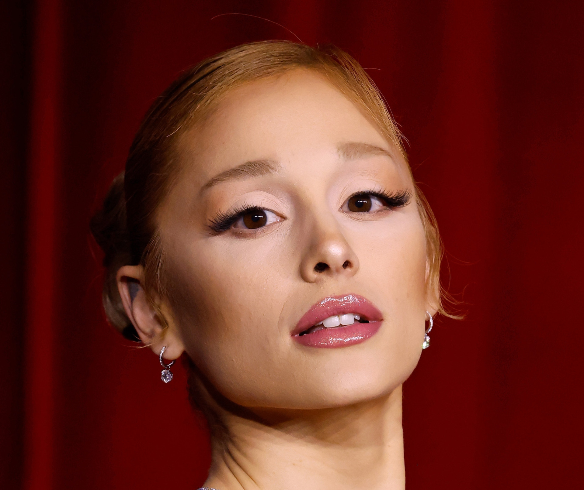 Celebrities aged over 30 who still look like teenagers