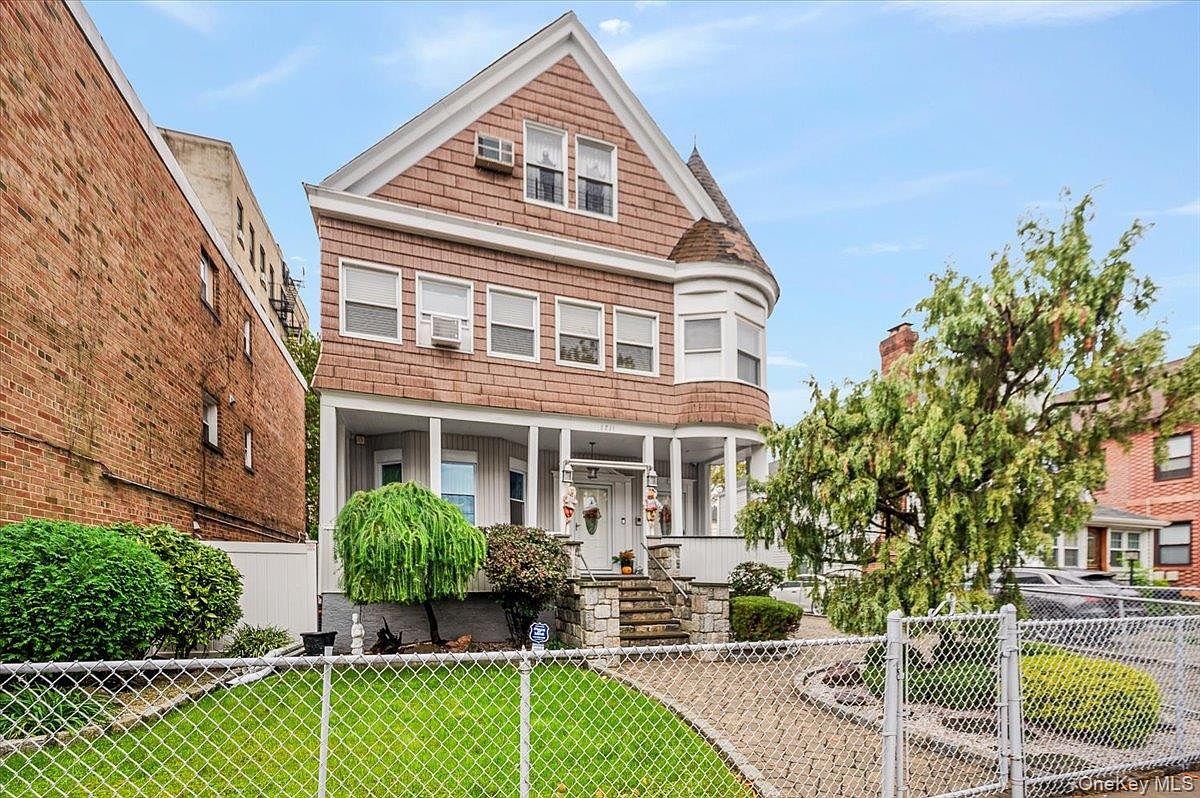 Amazing 1915 multi-family brick home in Bronx, New York, featuring ...