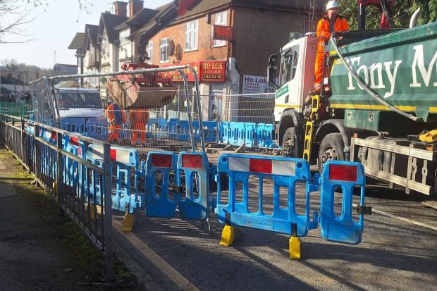 Bushey Arches 'gridlock' could continue as temporary lights to remain