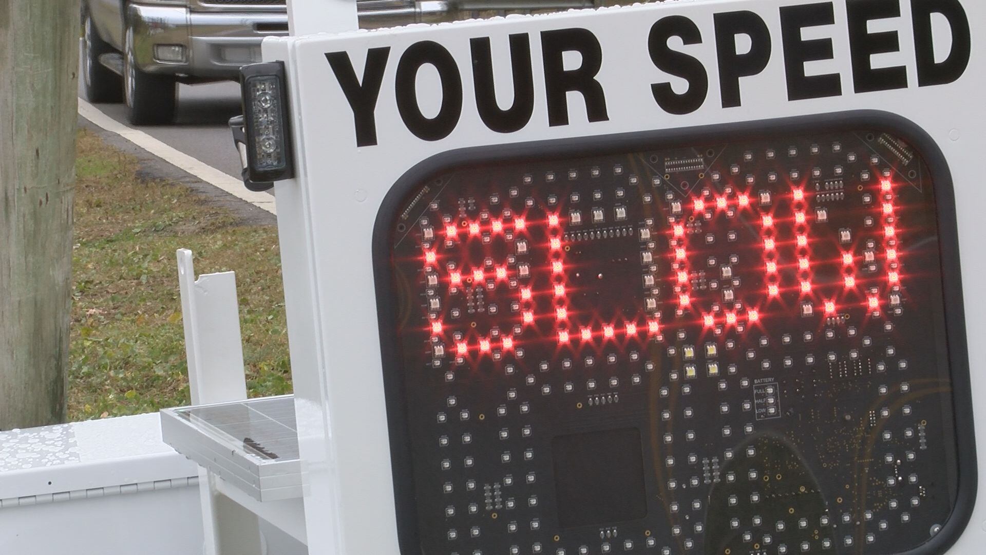 Speed radar trailer set on fire in Prescott Valley, police say