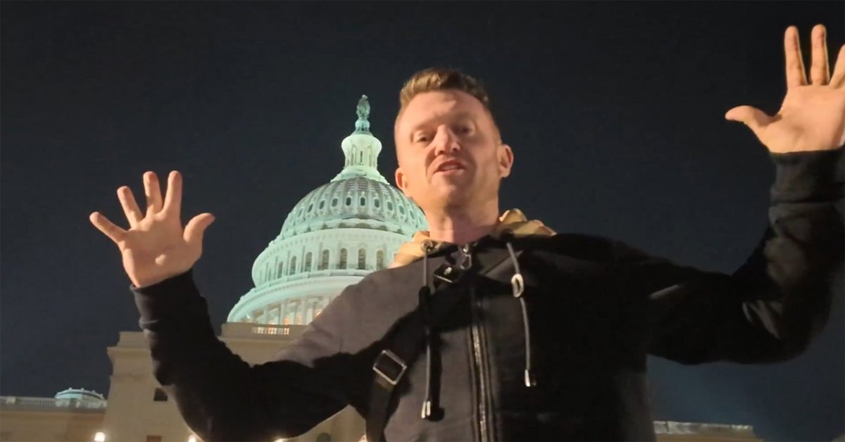 Tommy Robinson was barred from the US. Trump’s border force has now let ...