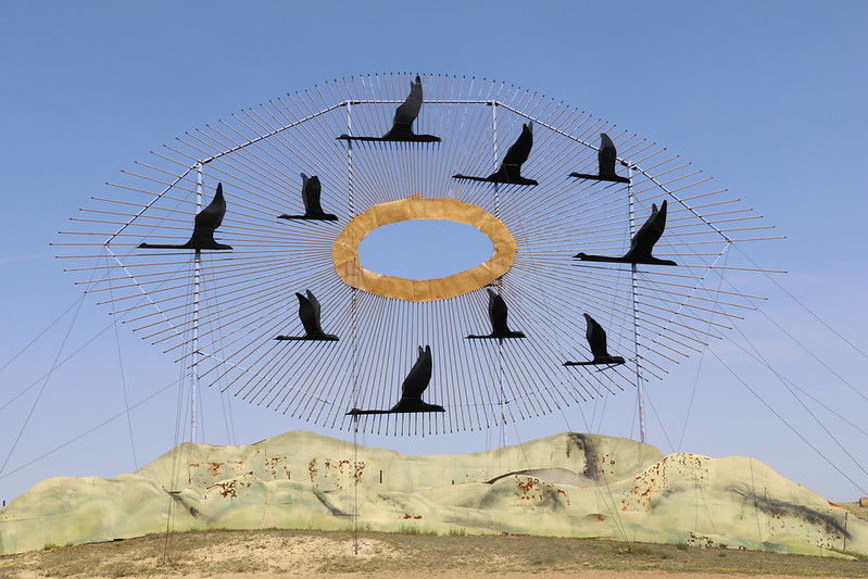 17 weird but family friendly roadside attractions that still deliver