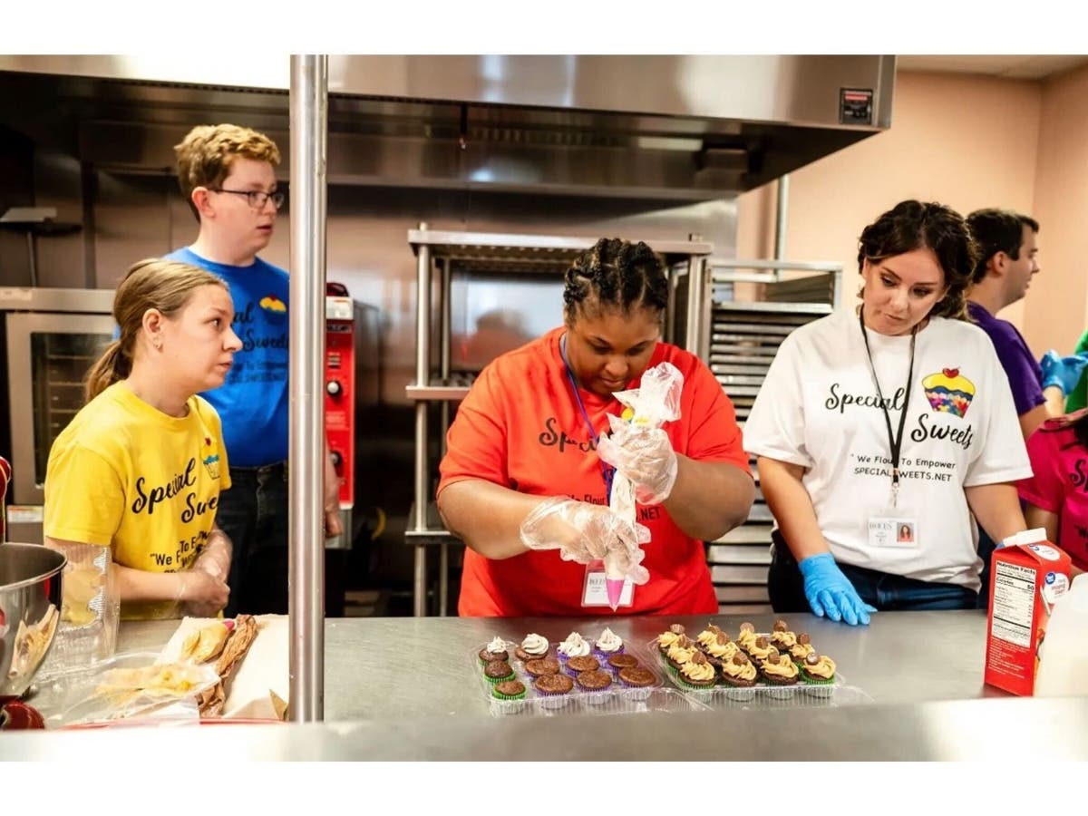 Cupcakes with a cause: Garden City bakery empowering adults with ...
