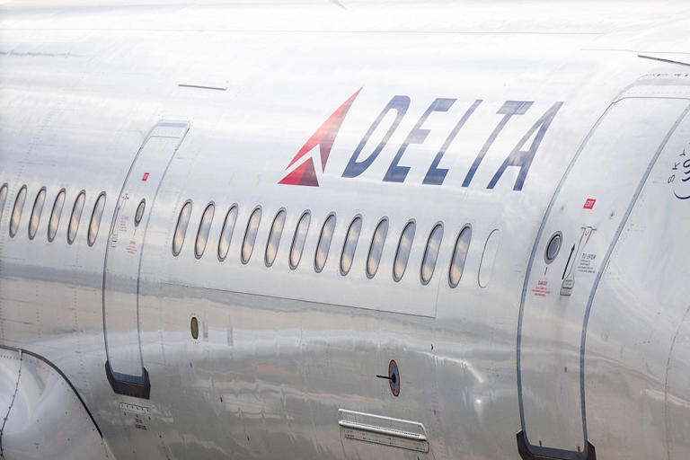 Watch: Celeb publicist records the scary passenger incident that forced ...