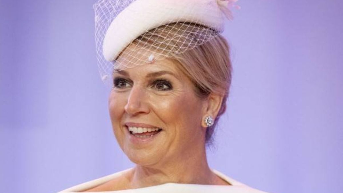 Queen Máxima dazzles in spring with an iconic floral ensemble