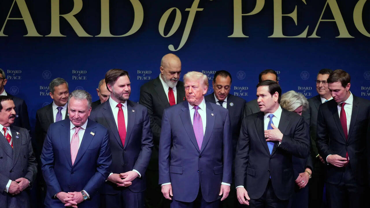 Trump visits Georgia to discuss economic issues and Gaza relief funding