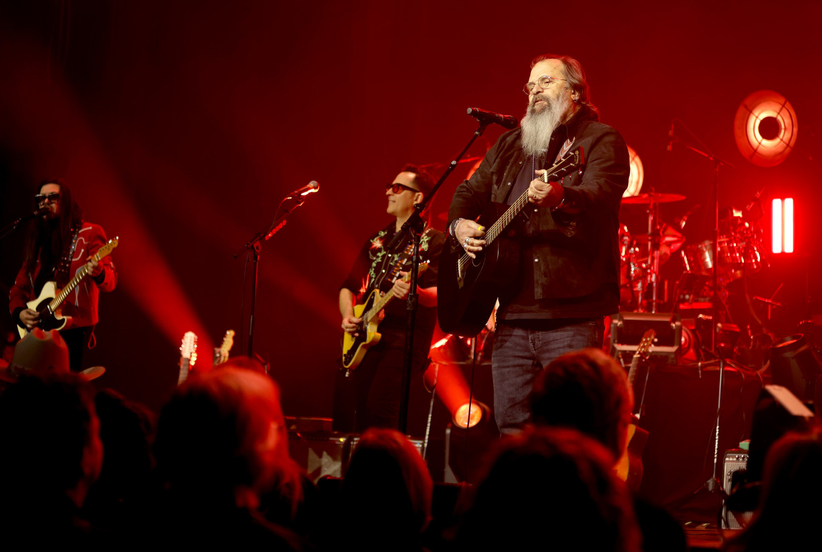 Iconic ’80s rocker announces 51st anniversary tour