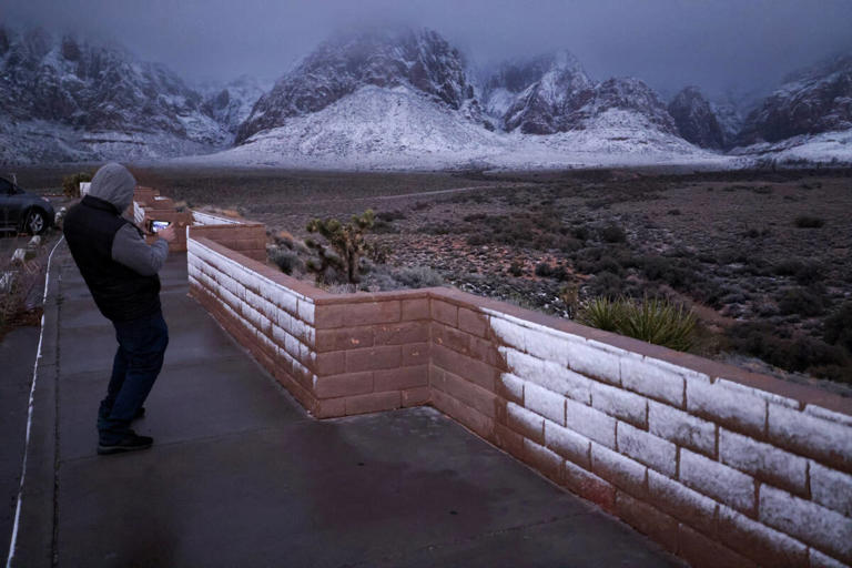 Snow falls in Southern Nevada as latest storm hits — photos