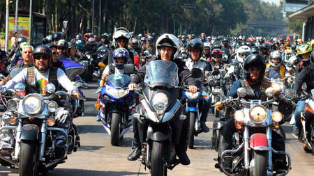 Conseguir placas para motos en CDMX se volvió una odisea: por eso ...