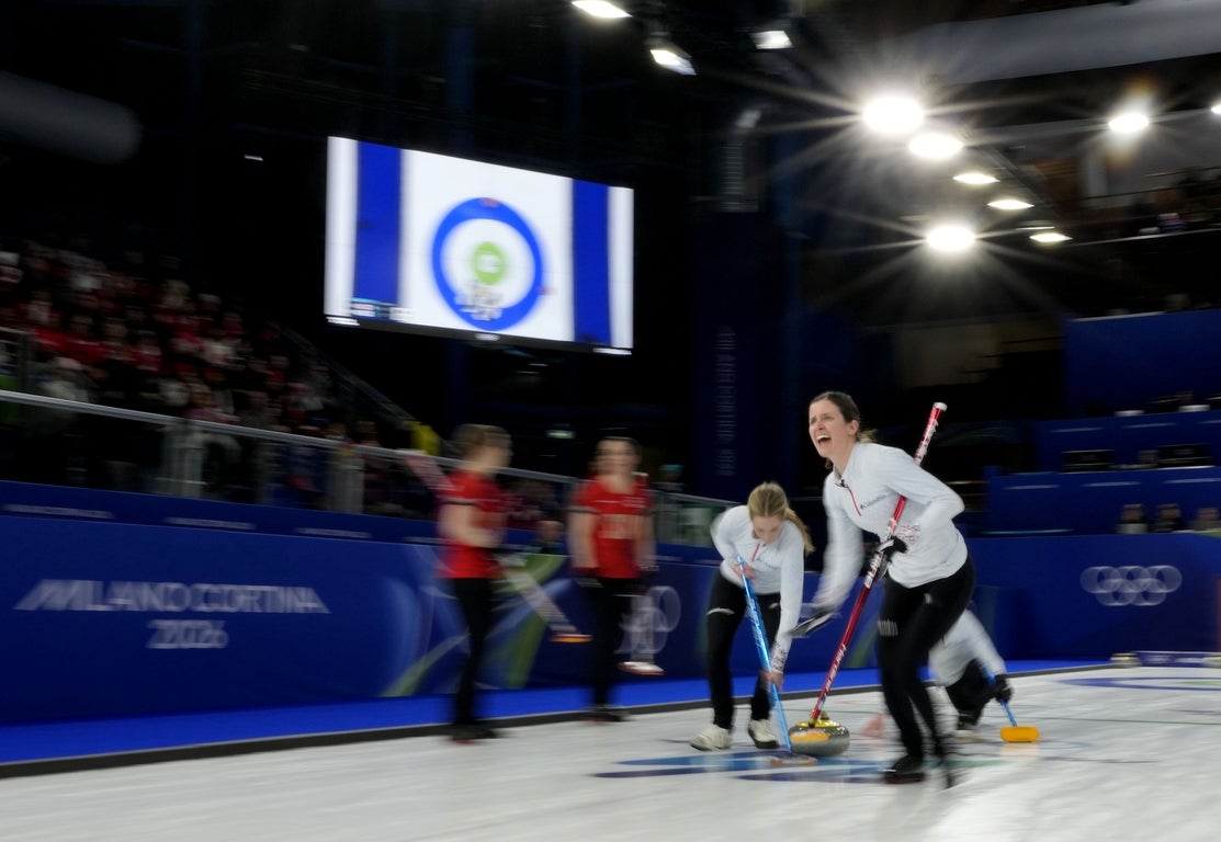 Women’s curling round robin match in photos featuring Tabitha Peterson ...